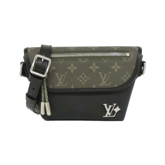 Louis Vuitton | Bags | Louis Vuitton Pulse Wearable Wallet M2618 ...
